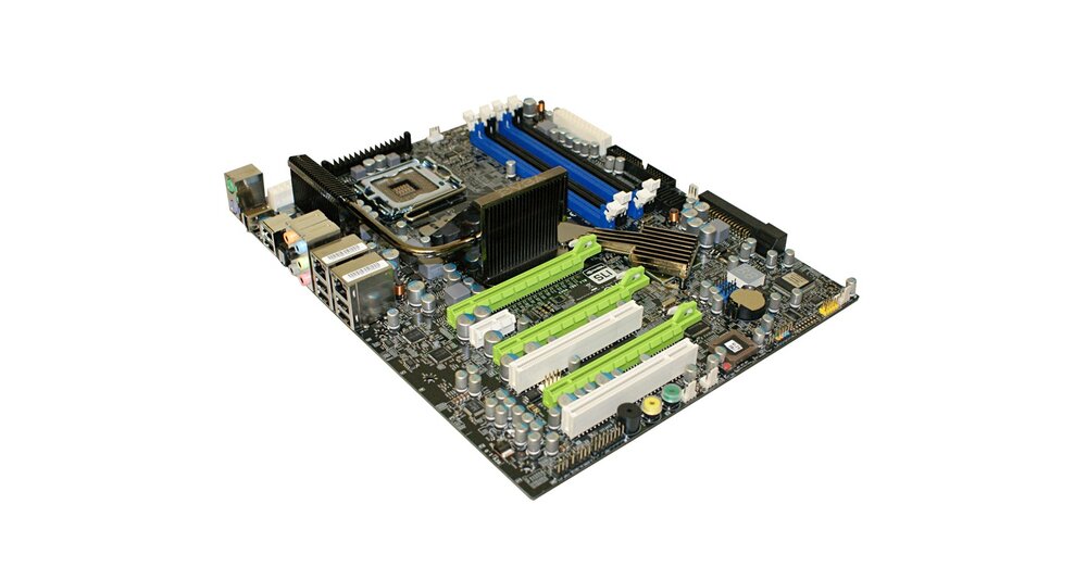 Evga Nforce 780i SLI FTW - Test: 775-Board mit Triple-SLI