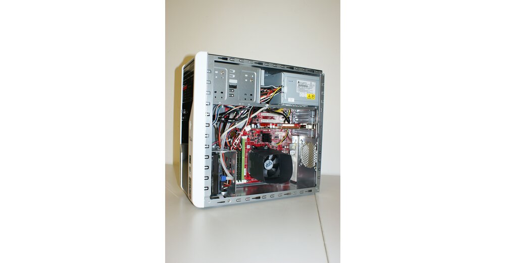 Der neue Fujitsu Siemens Computers GameStar-PC - Von Spielern für Spieler