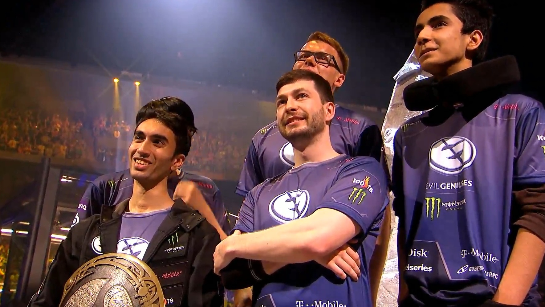 Dota 2 - Valve zeigt im Teaser, wie Spectating in VR aussieht