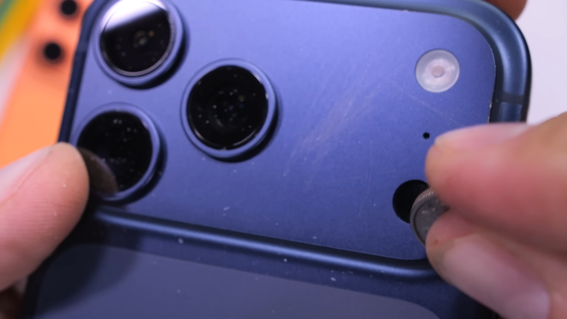 »Scratch Gate nicht eure Schuld«: iPhone 17 Pro lässt sich an einer ...