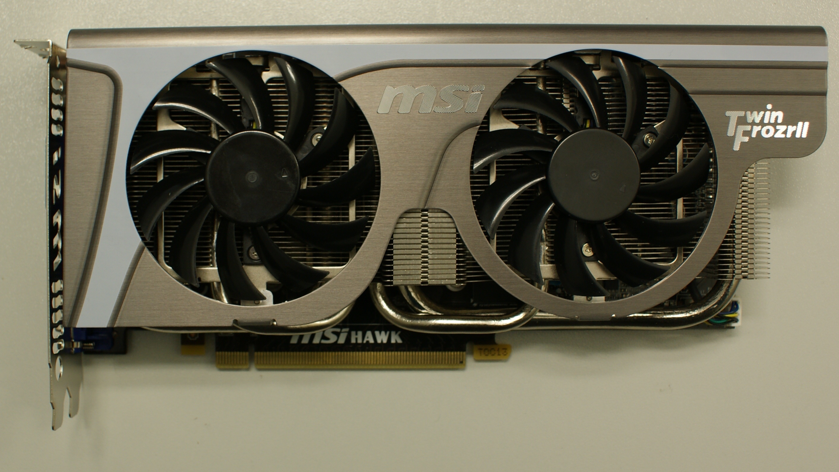 MSI N560GTX-Ti Twin Frozr II - Bilder