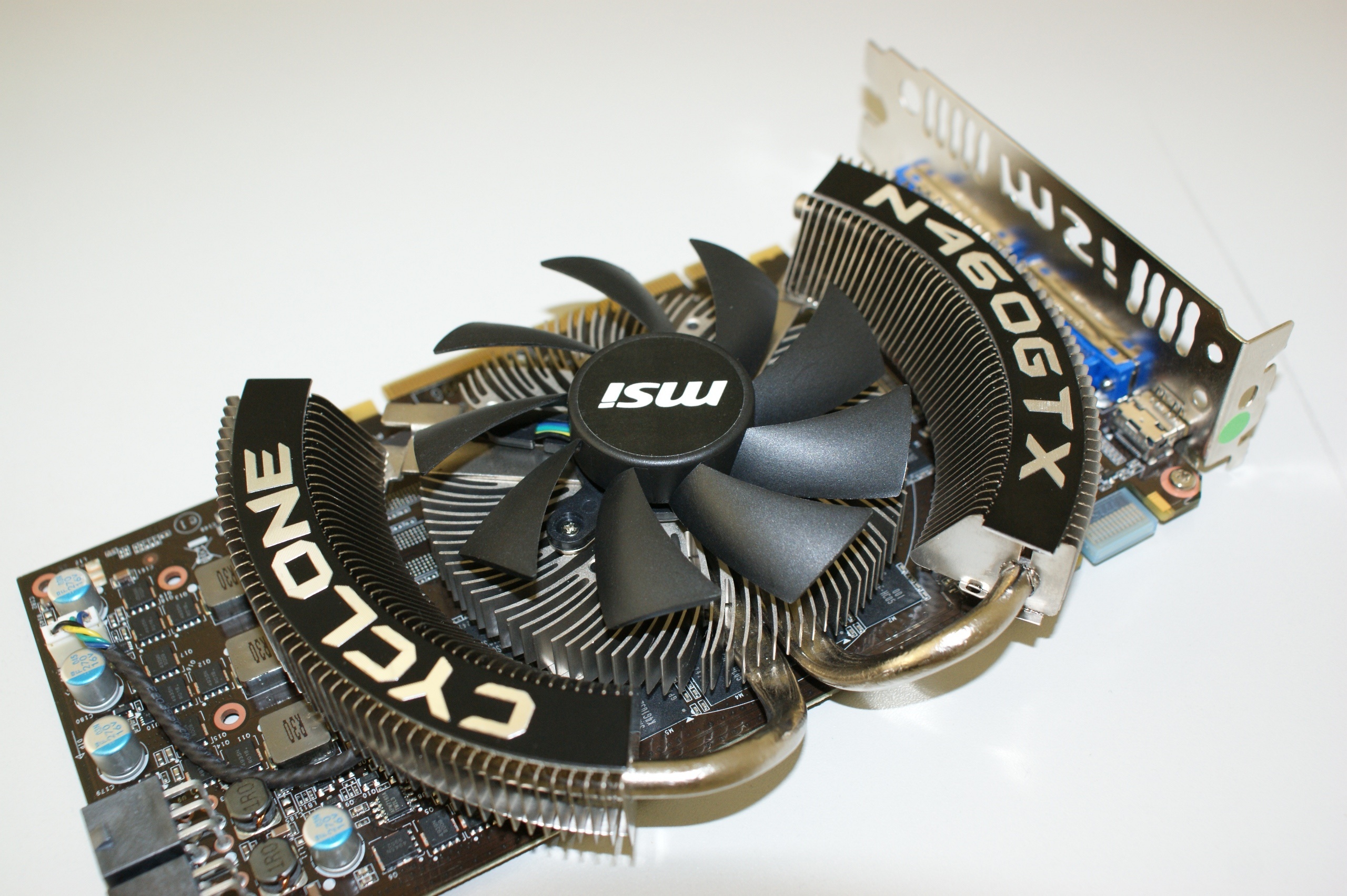 MSI N460GTX Cyclone 768DS OC - Bilder