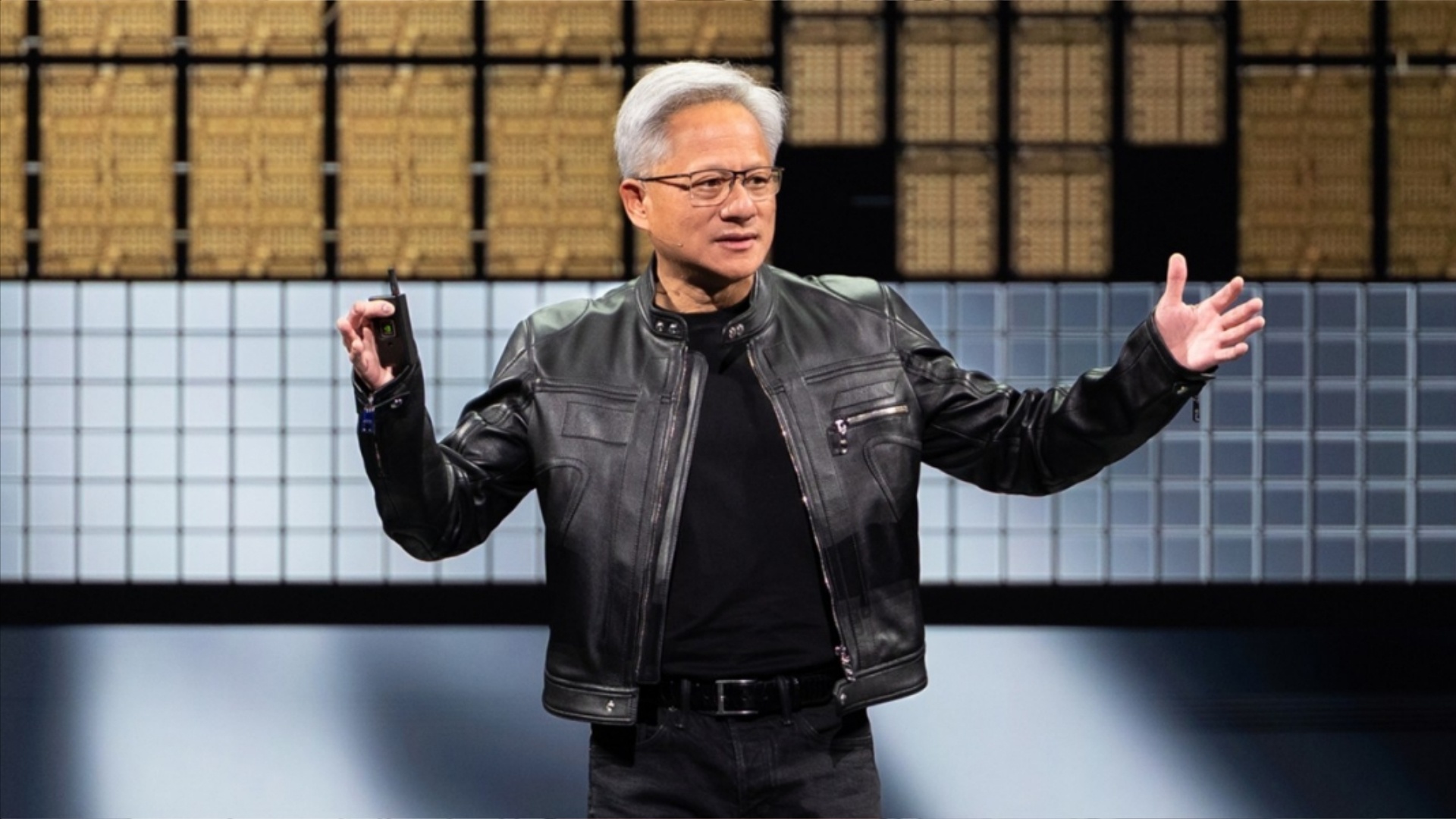 Jensen Huang will Softwareentwickler künftig nicht nur in US-Dollar ...