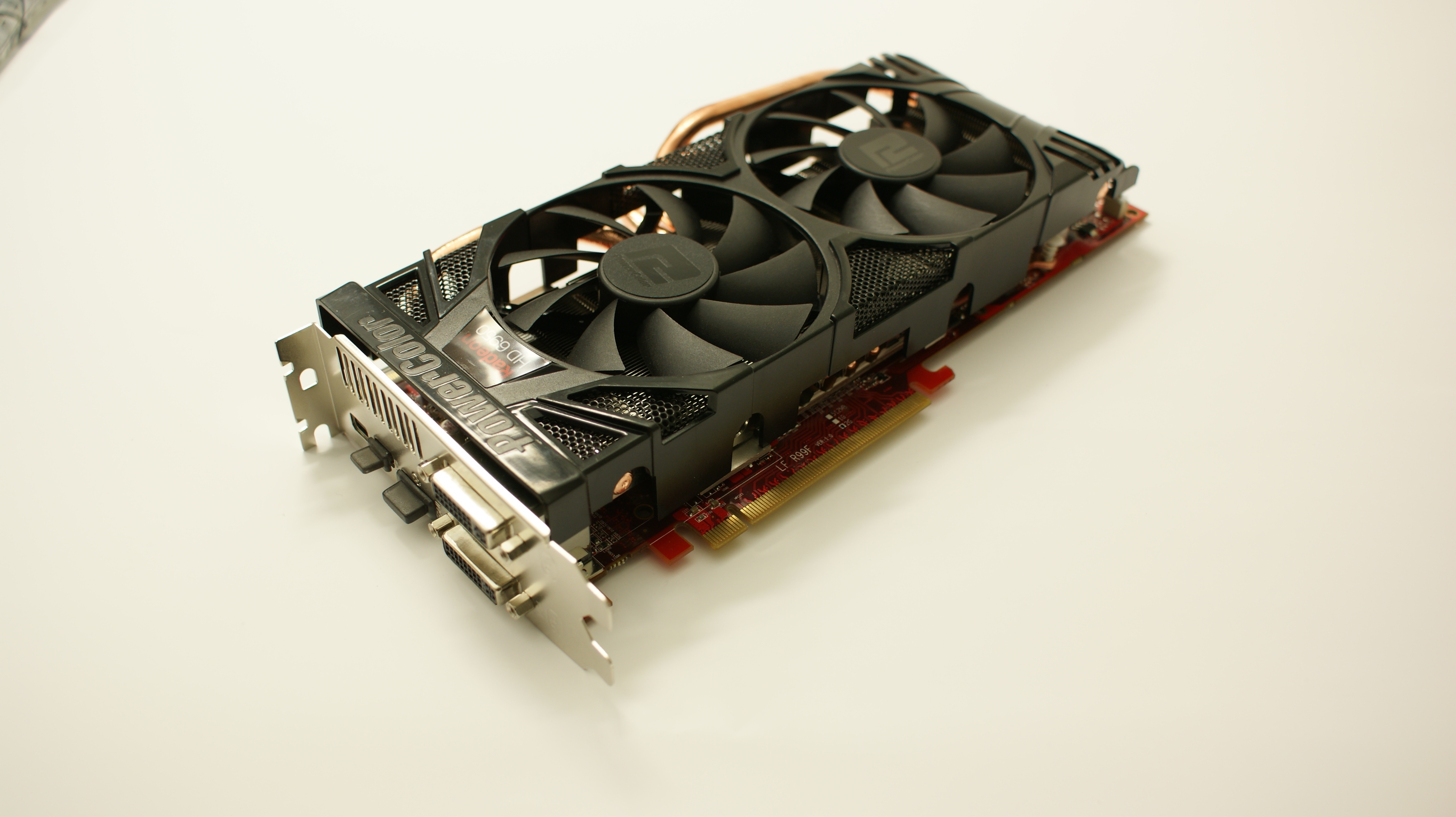 Powercolor PCS++ Radeon HD 6950 - Bilder