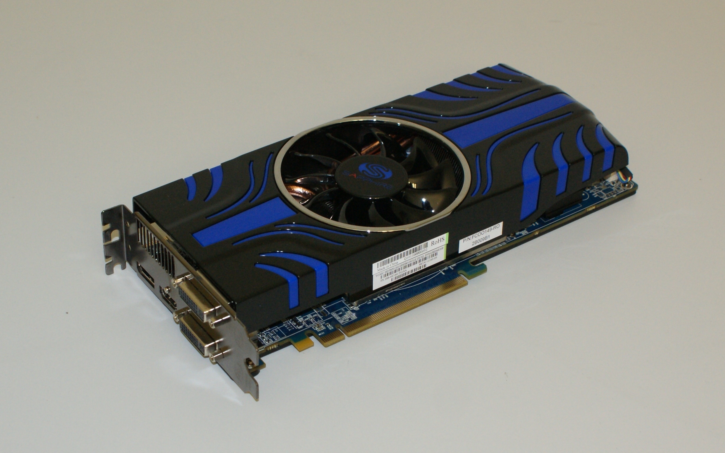 Sapphire Radeon HD 5850 Toxic 2,0 GByte - 2,0 statt 1,0 GByte im Test