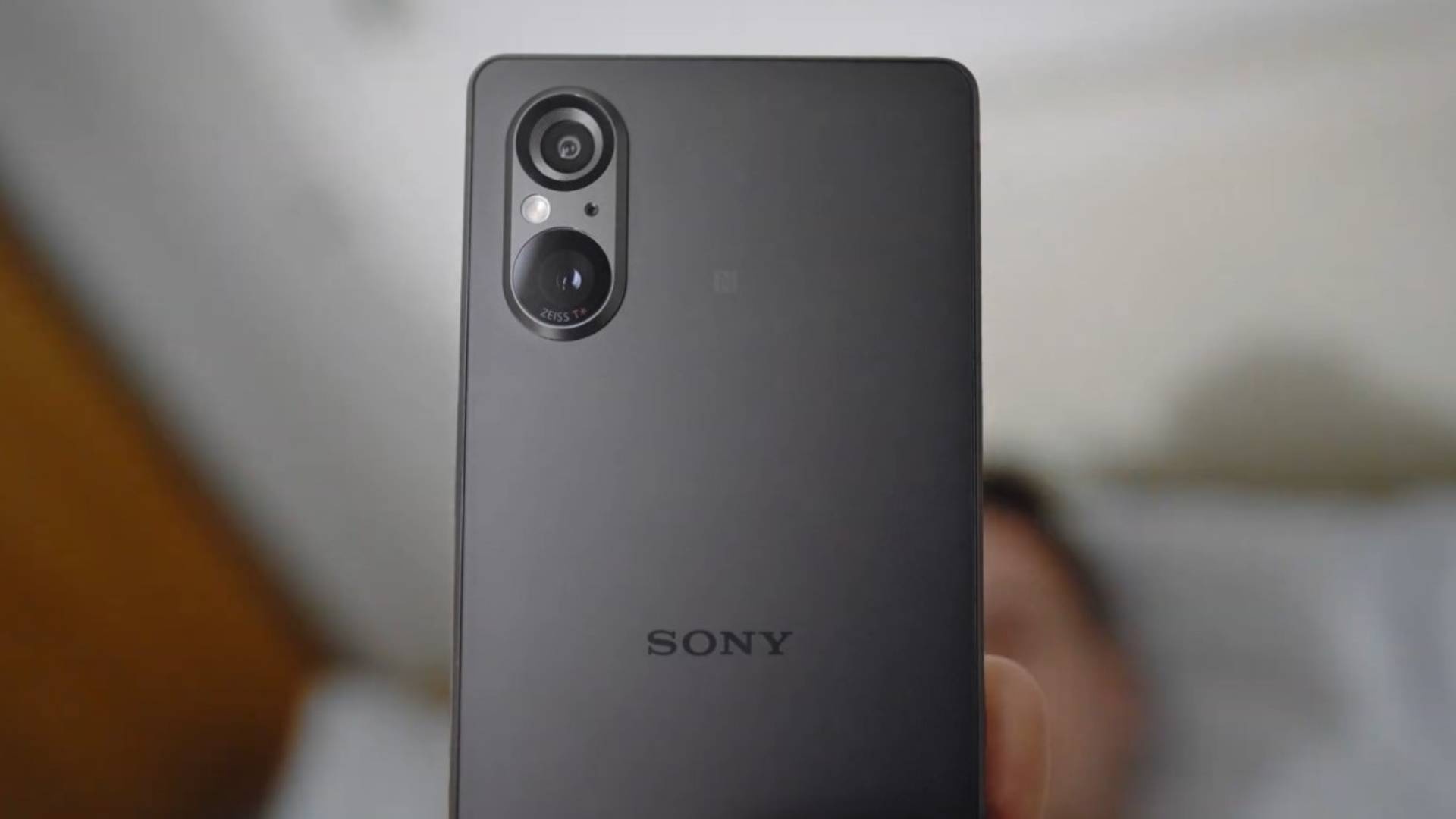 Xperia 5 V: Sony zeigt im Trailer sein ungewöhnliches, neues ...