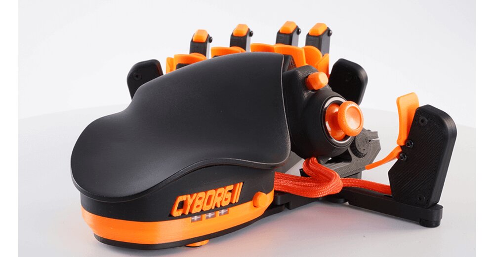 Azeron Cyro und Cyborg: Diese zwei Accessibility-Controller sorgen im ...