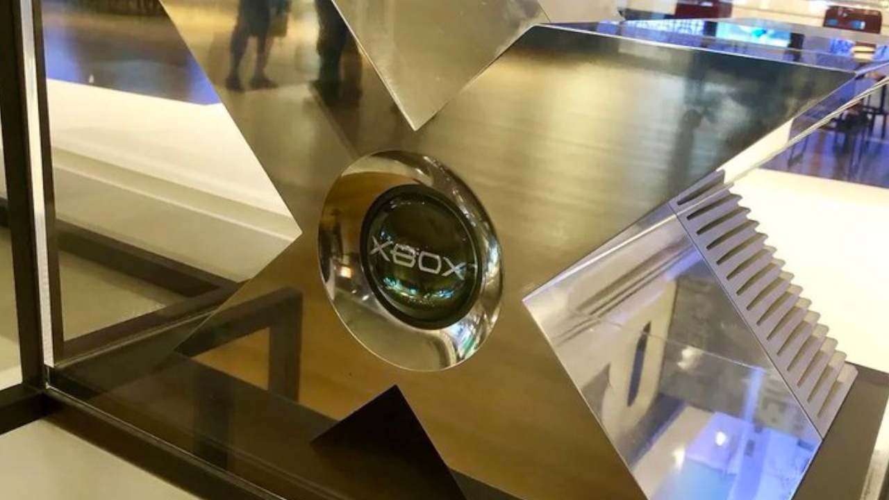 Der erste Xbox-Prototyp war ein angeberischer X-Klotz aus Alu - und ...